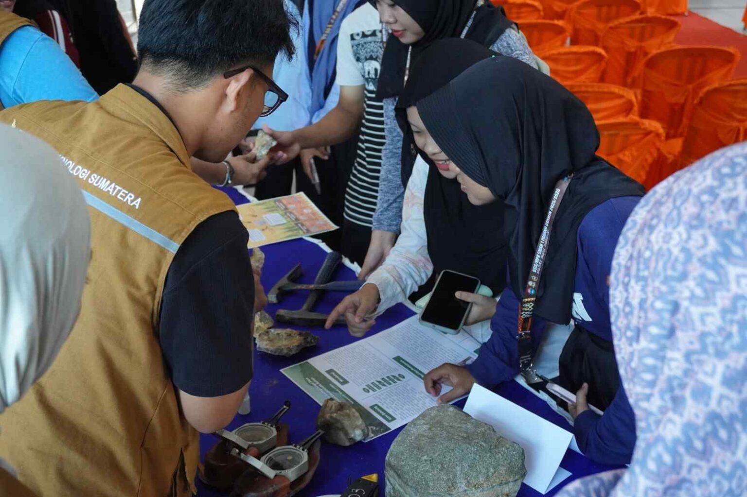 Desa Hanura – Jl. Jendral Ahmad Yani No 27 Kecamatan Teluk Pandan ...